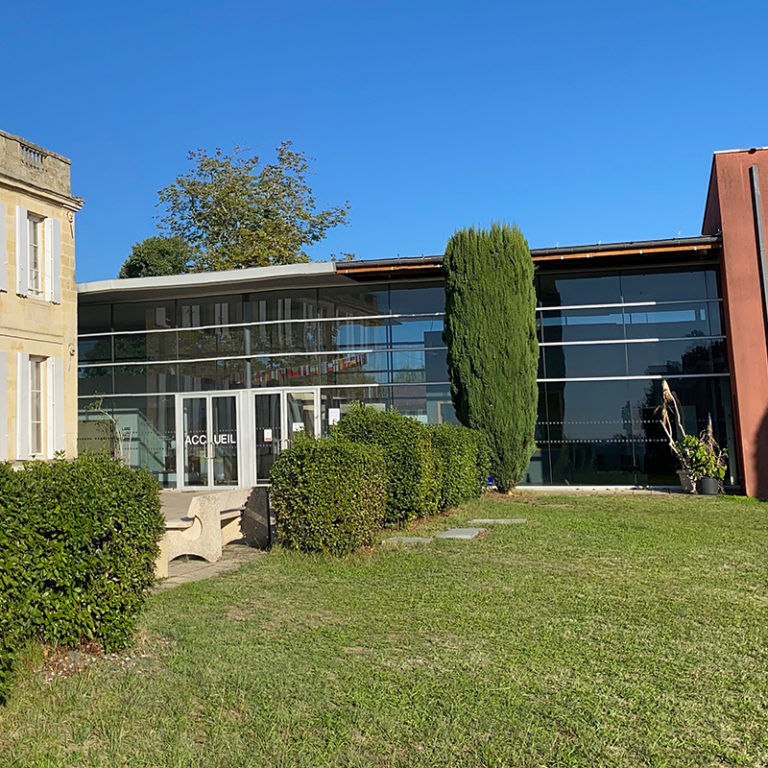 Notre établissement - Lycée Professionnel Flora Tristan